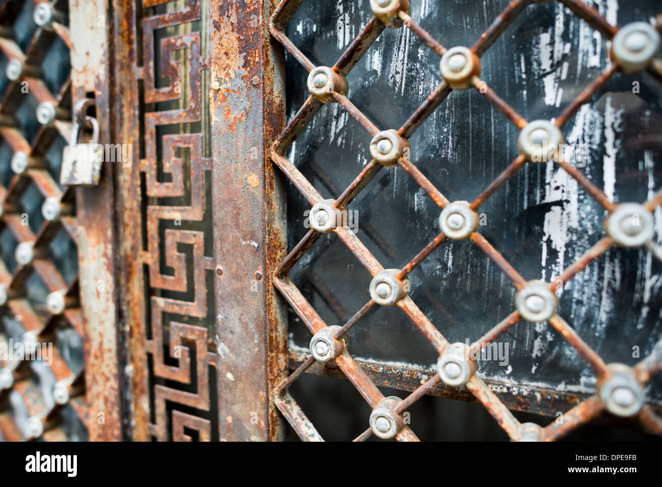 Architectural detail grill hi-res stock photography and images - Alamy