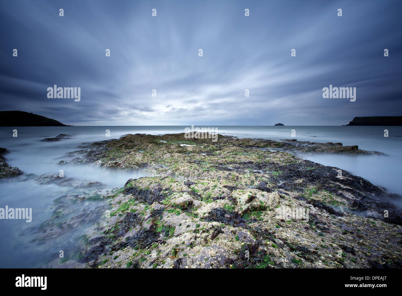 Rocks at Greenaway Beach , North Cornwall Stock Photo - Alamy