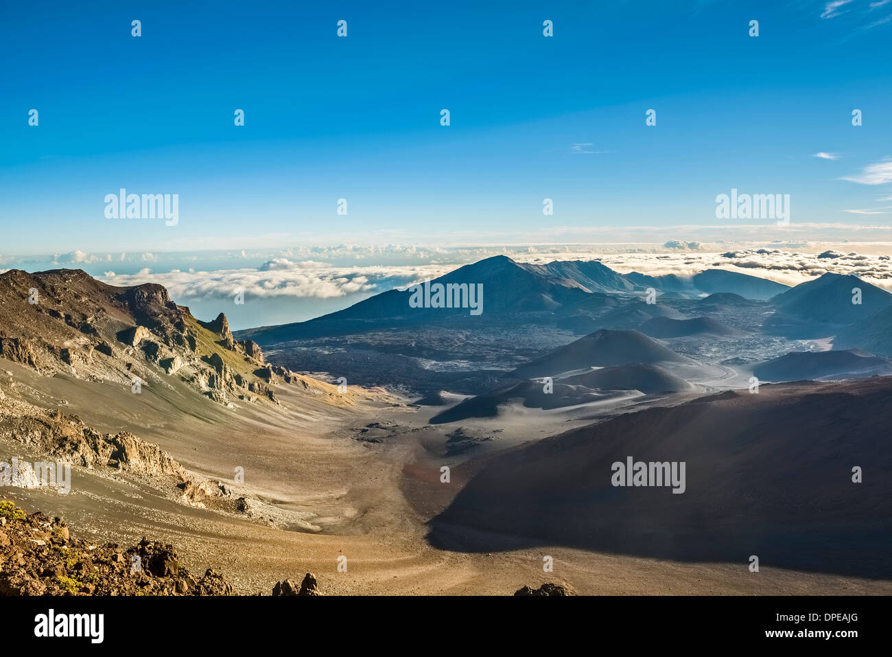 The summit of Haleakala Volcano in Maui Stock Photo - Alamy