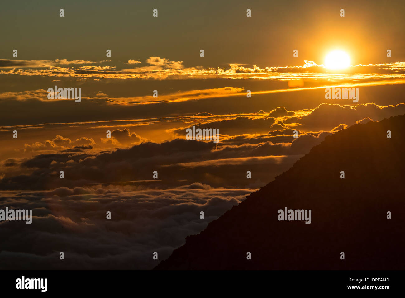 The summit of Haleakala Volcano in Maui Stock Photo - Alamy
