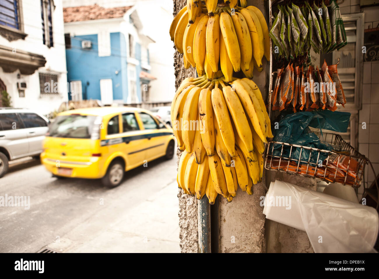Rio street hi-res stock photography and images - Alamy