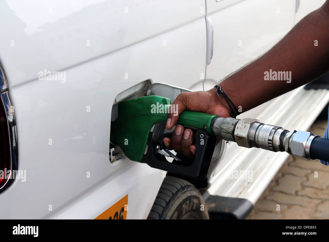 Diesel fueling hi-res stock photography and images - Alamy