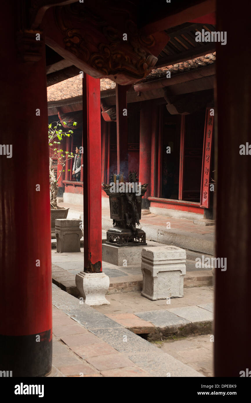 The burning of the books of confucius hi-res stock photography and ...