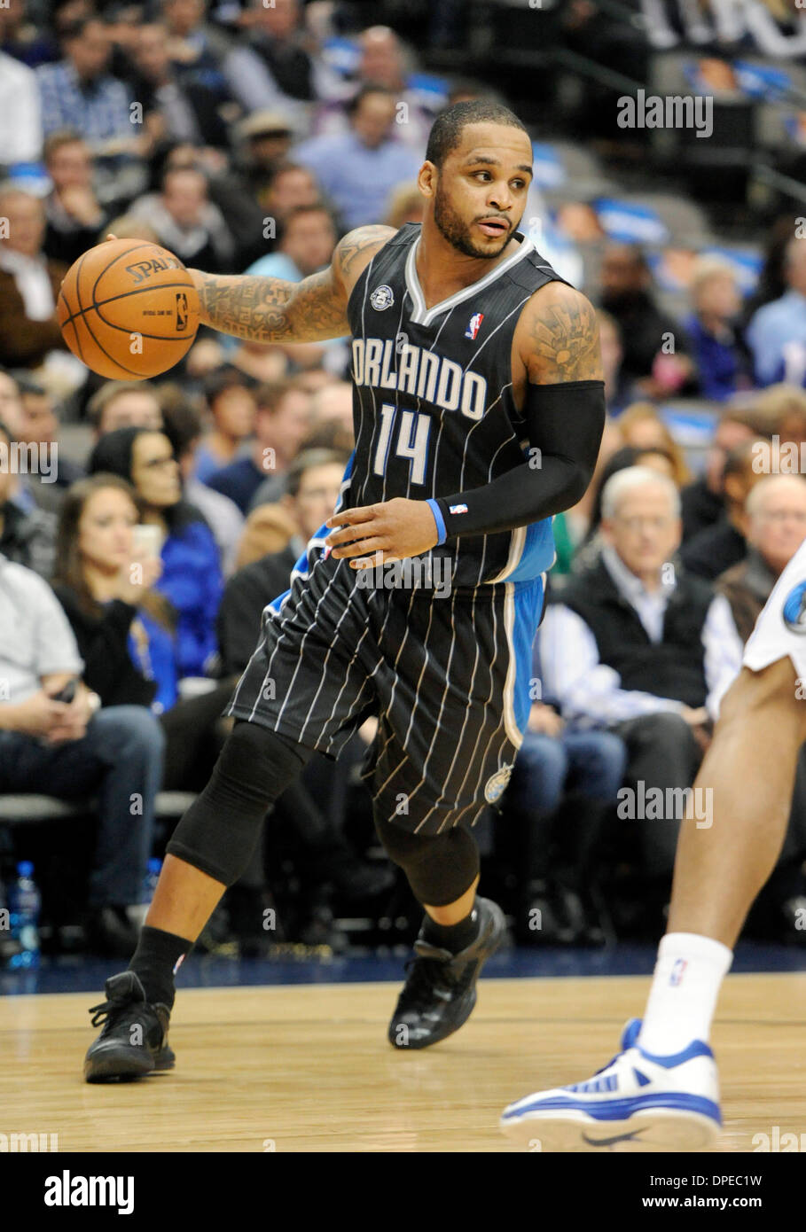 Orlando magic point guard nelson hi-res stock photography and images ...
