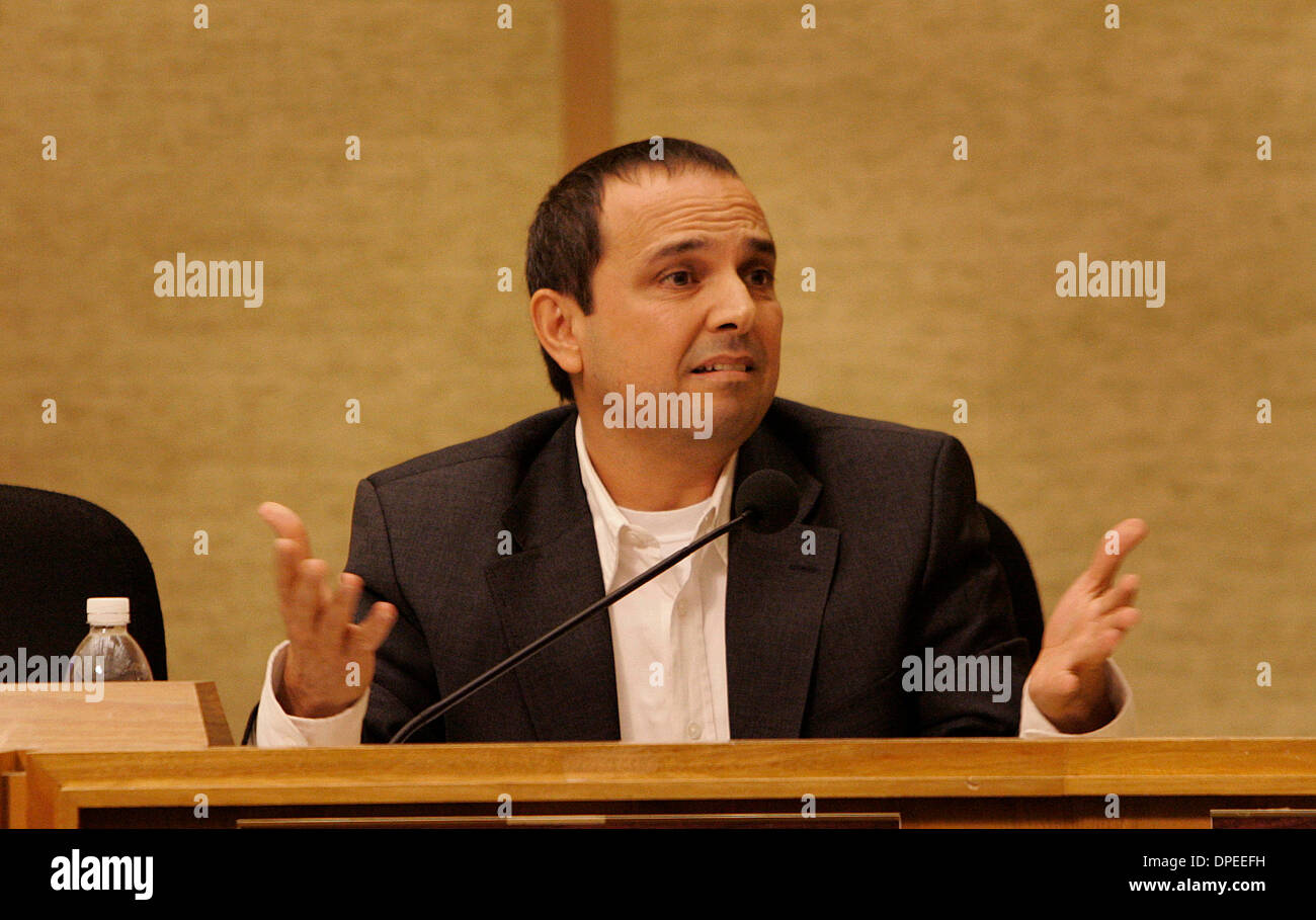 Teddy cruz hi-res stock photography and images - Alamy