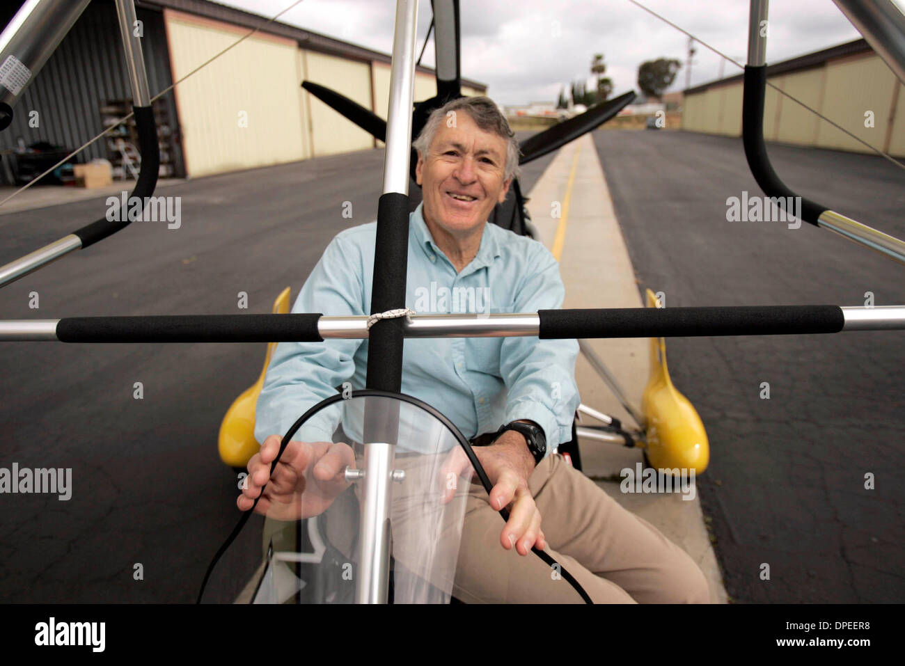 Light sport aircraft hi-res stock photography and images - Alamy