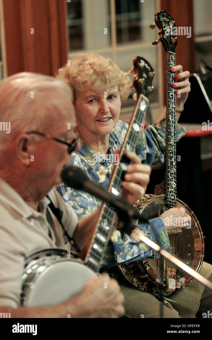 20 12 2004 hi-res stock photography and images - Alamy