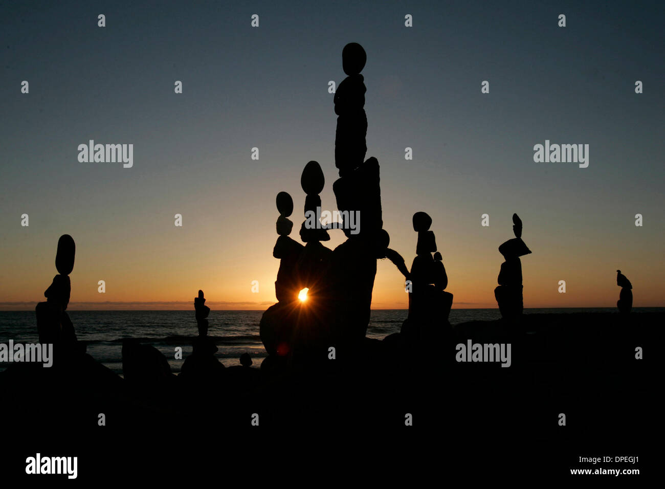 Identifying rocks hi-res stock photography and images - Alamy