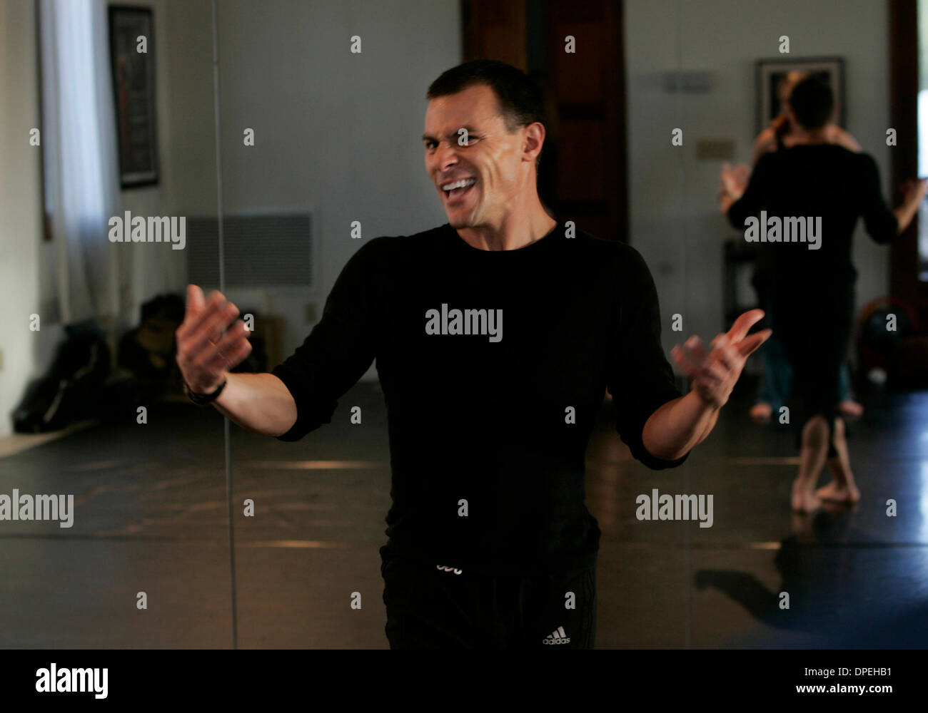 Dancer in private performance hi-res stock photography and images - Alamy