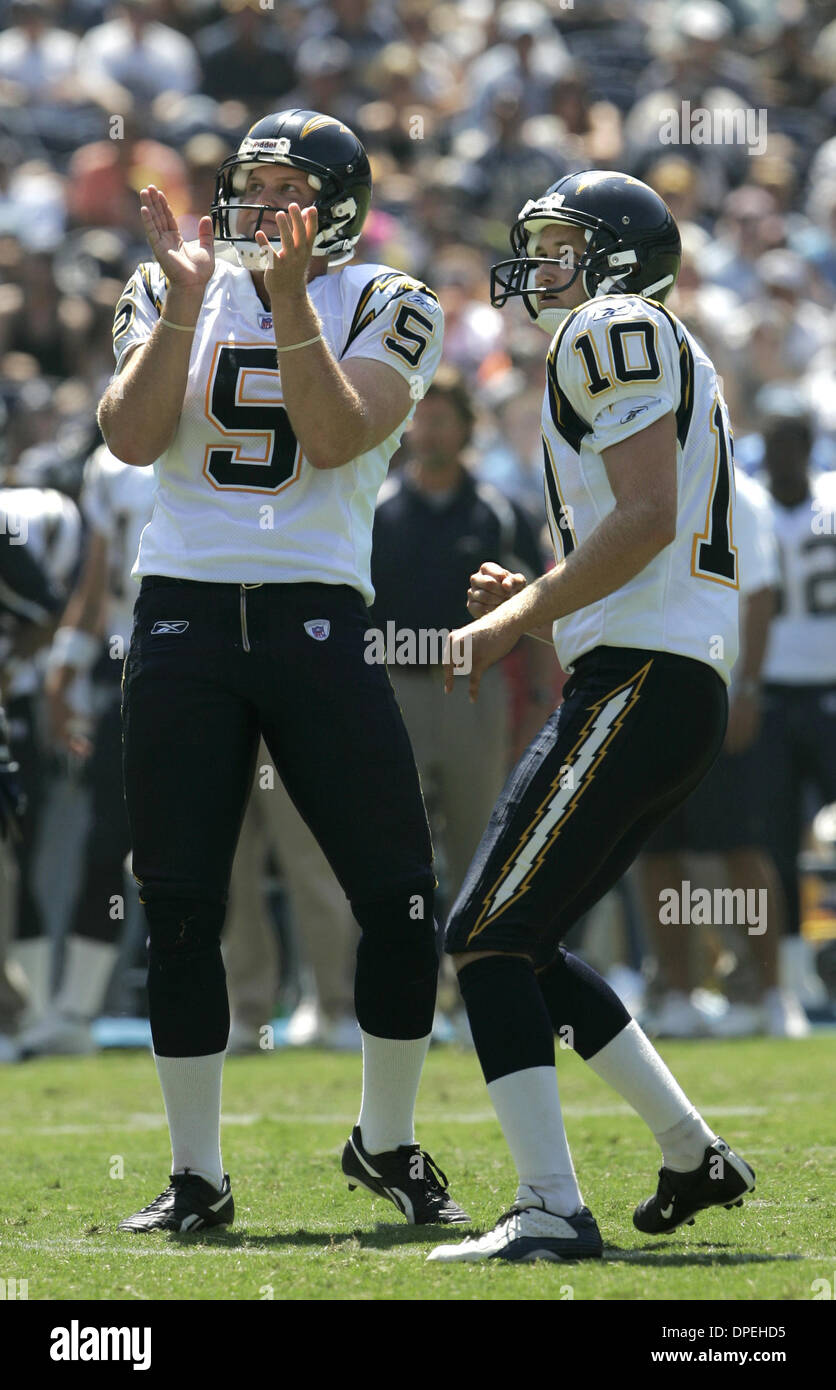 Signon hi-res stock photography and images - Alamy