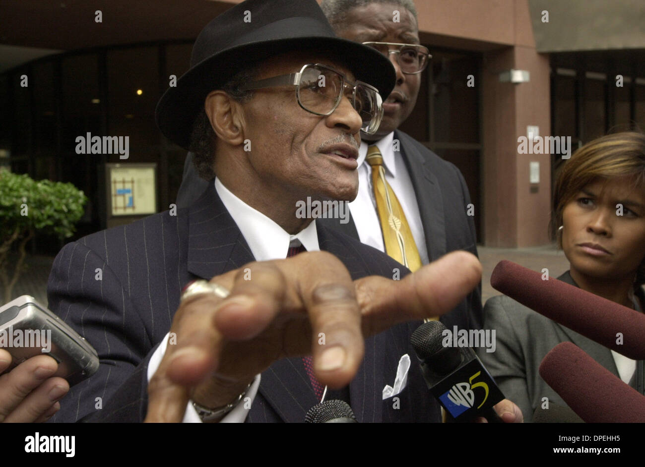 (Published 06/07/2003, B-1, UTS1741072) George Stevens speaks to the ...