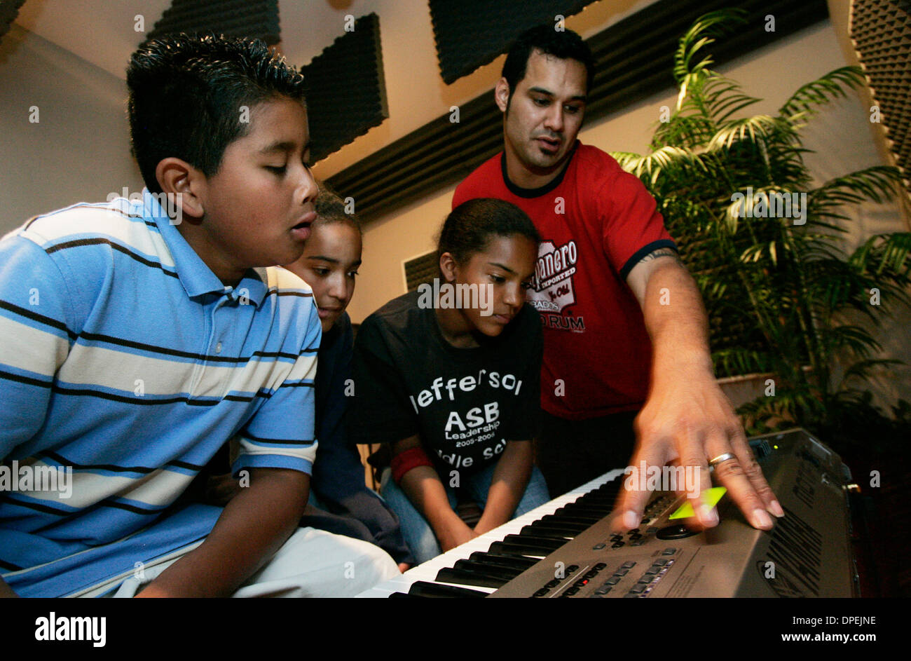 Kids recording studio hi-res stock photography and images - Alamy