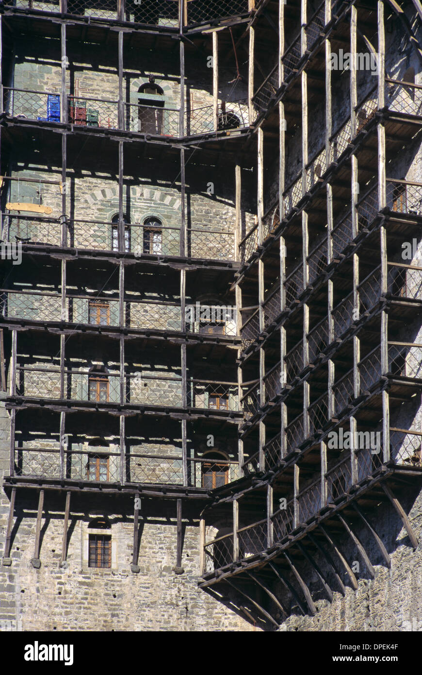 Timber brackets hi-res stock photography and images - Alamy
