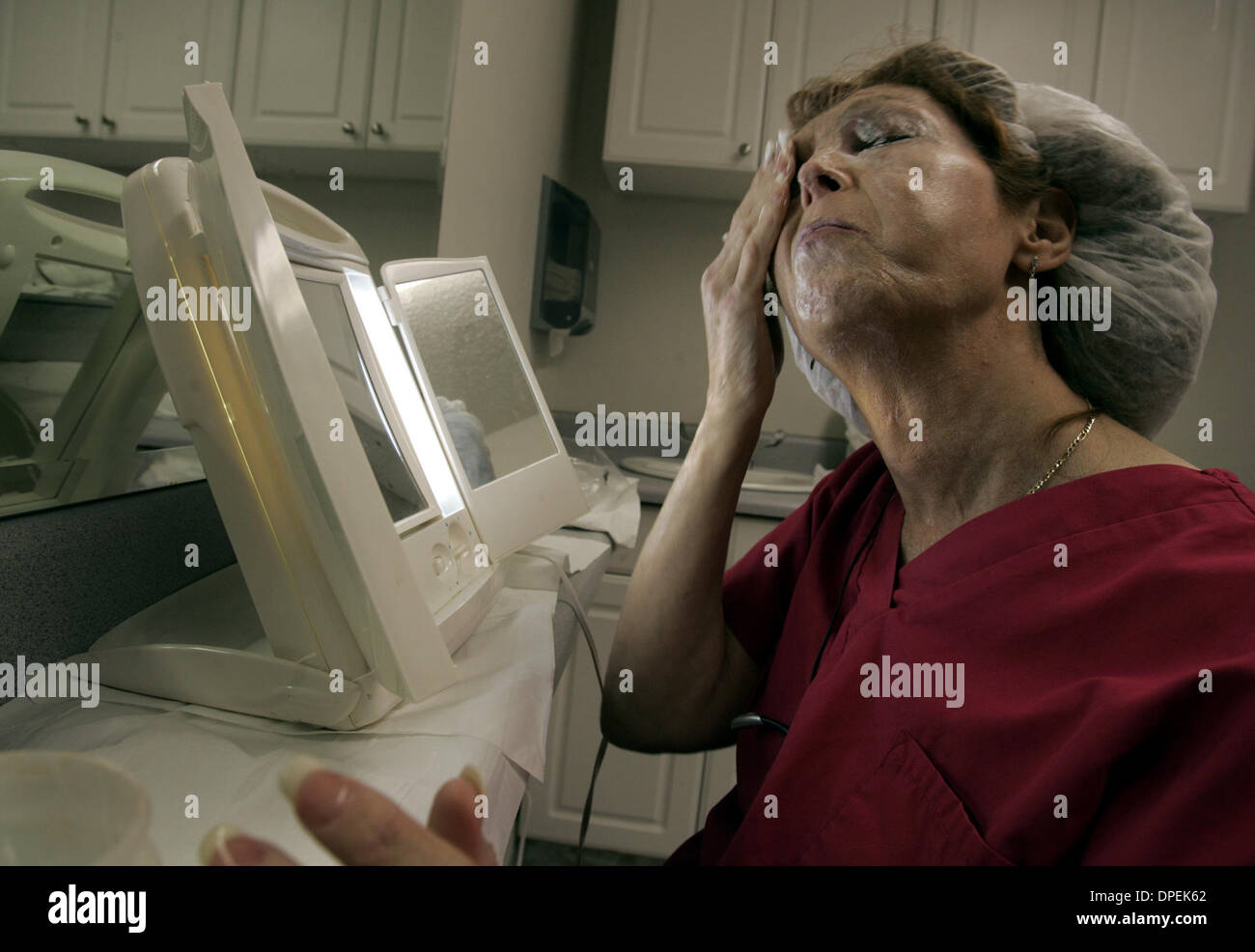 7 3 2005 hi-res stock photography and images - Alamy