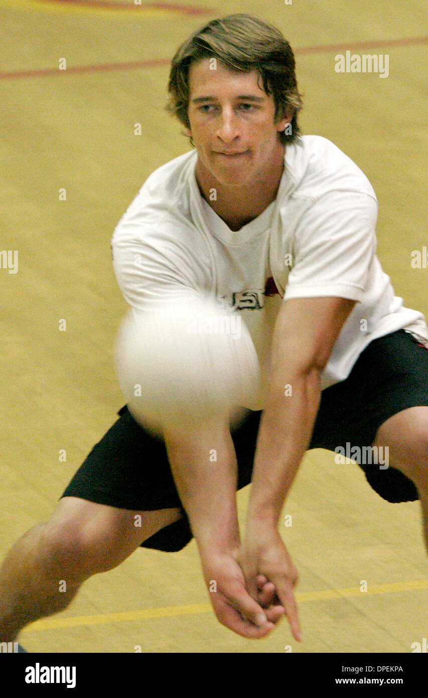 High School Volleyball Team High Resolution Stock Photography and ...