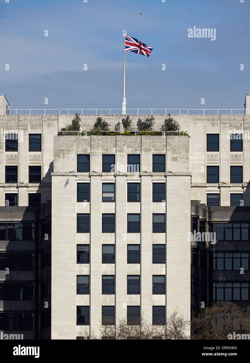 The Adelphi Building, London, United Kingdom. Architect: Colcutt and ...