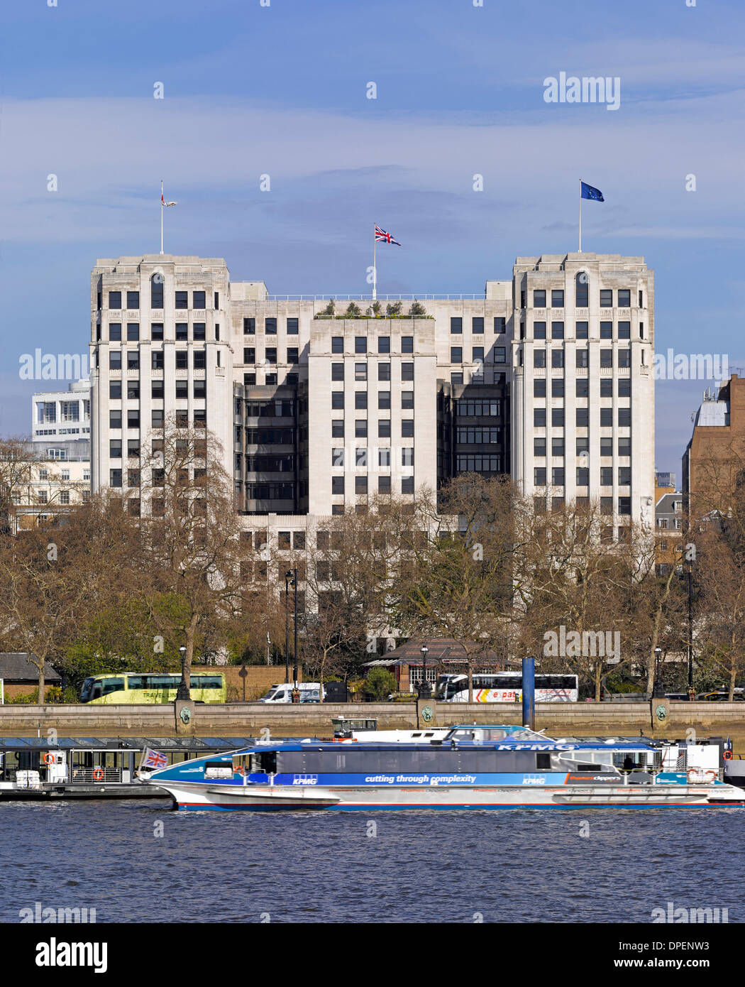 The Adelphi Building, London, United Kingdom. Architect: Colcutt and ...