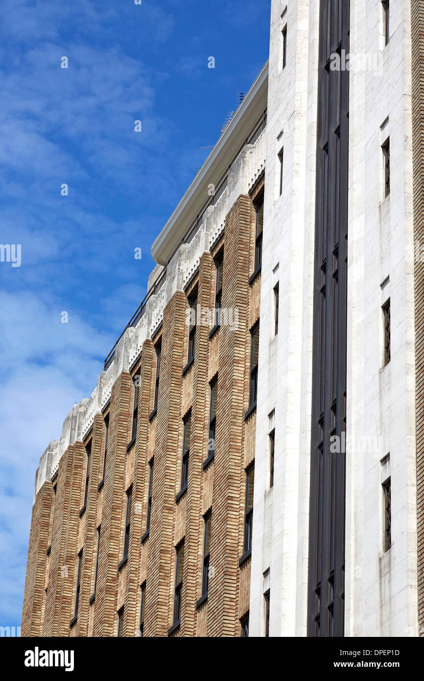 The Adelphi Building, London, United Kingdom. Architect: Colcutt and ...