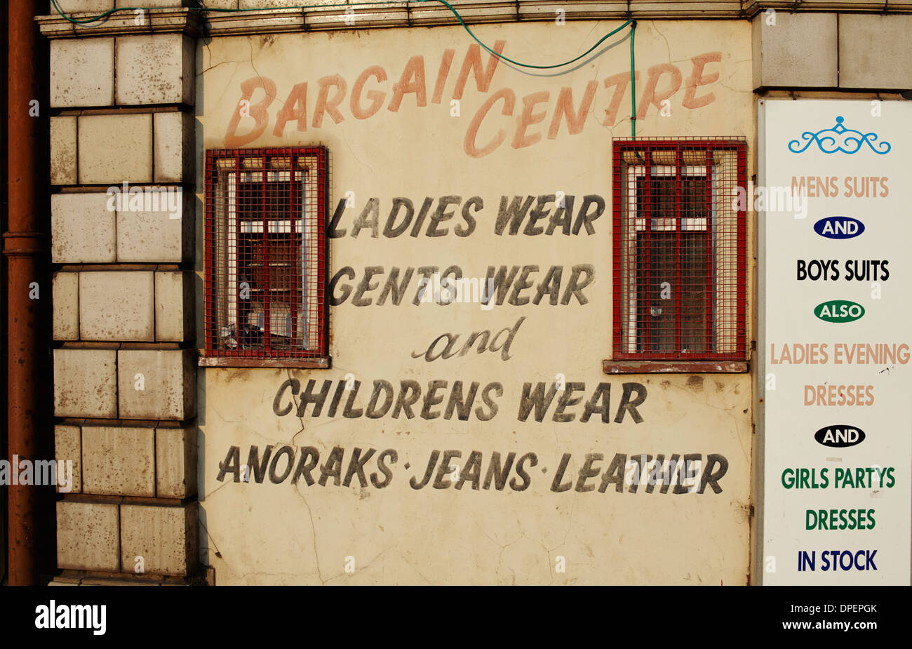 Hand lettering wall hi-res stock photography and images - Alamy