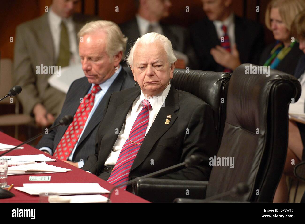 Questioing hi-res stock photography and images - Alamy