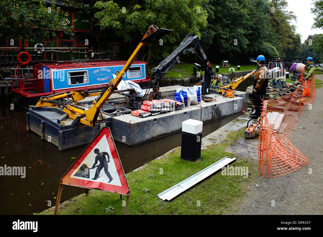 Repairing canal bridge hi-res stock photography and images - Alamy