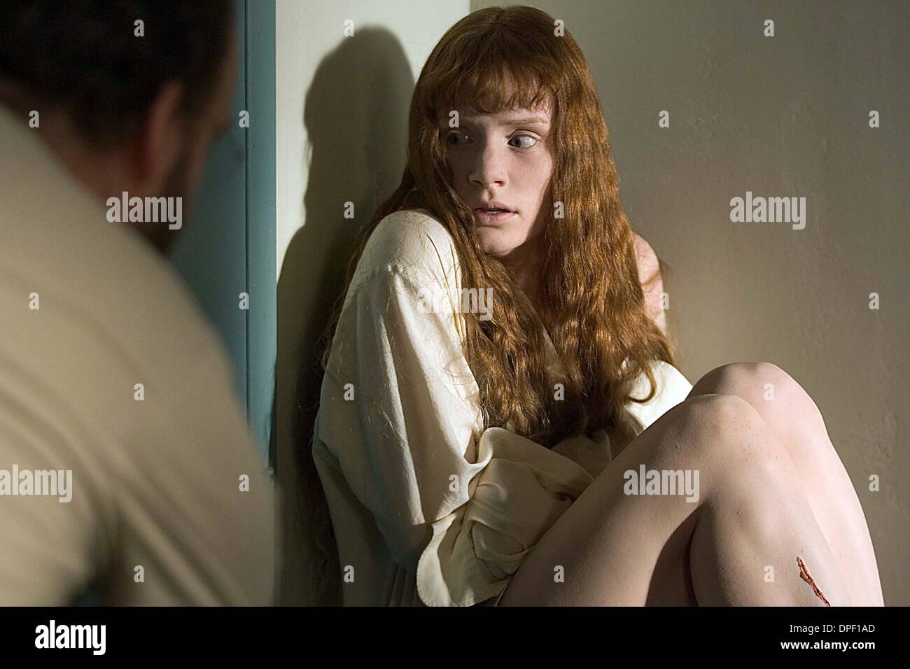 Bryce dallas paul giamatti lady hi-res stock photography and images - Alamy