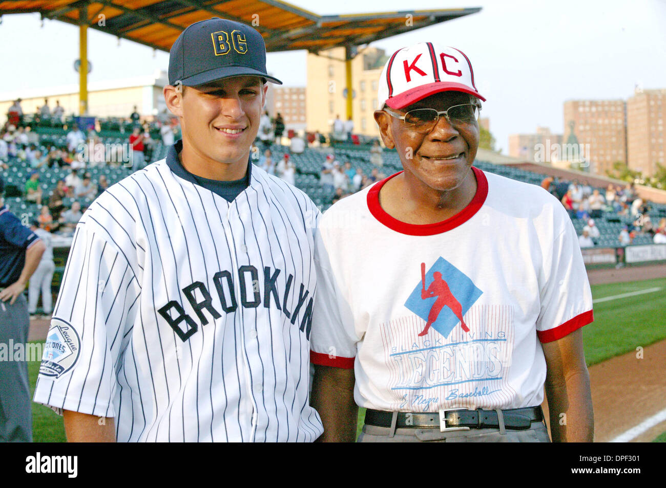 Oct. 7, 2006 - New York, New York, U.S. - K50155BCO.Buck O'Neil former ...