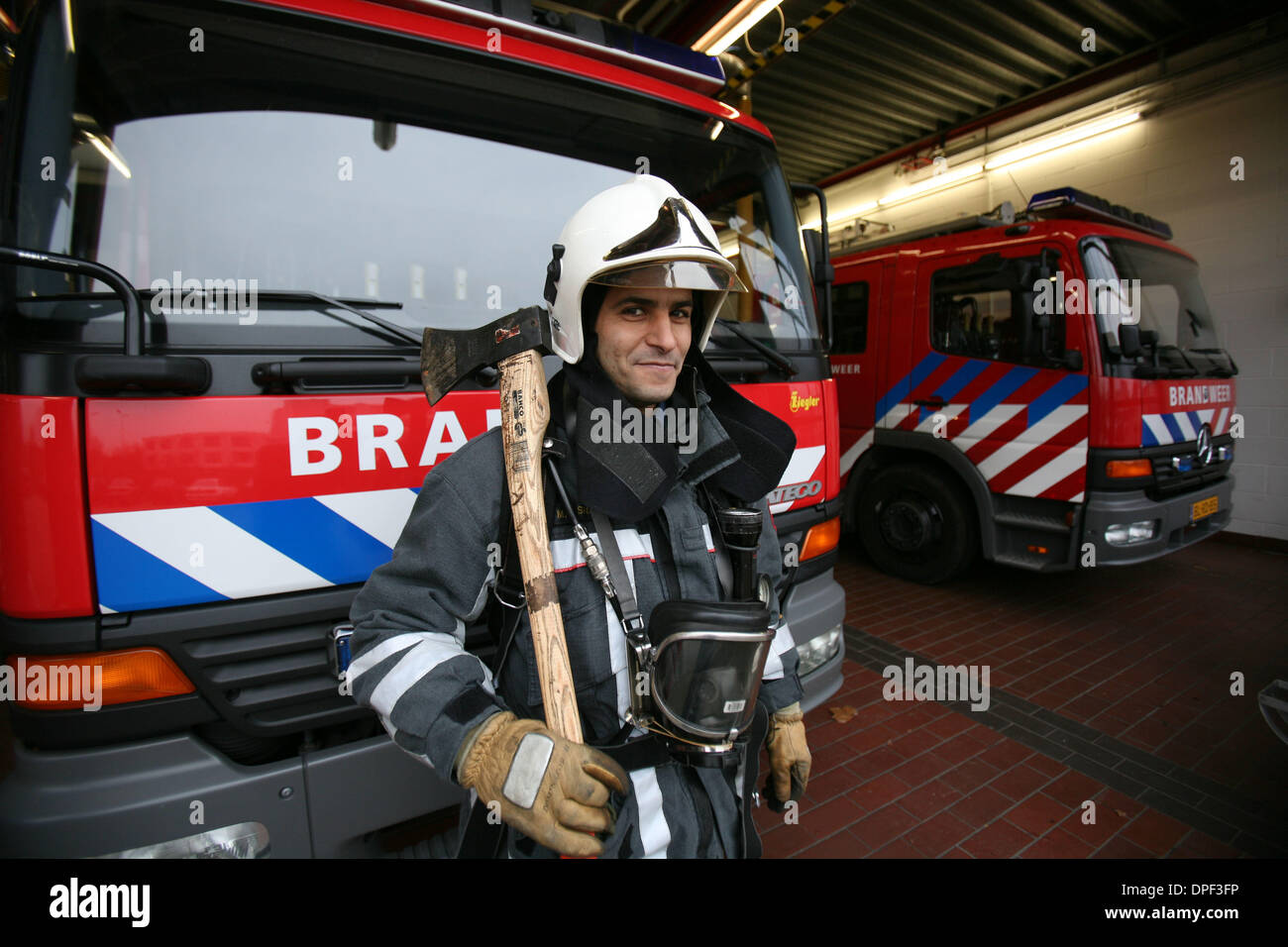 Dec 21, 2006 - Leiden, Netherlands - Firefighters (historically ...