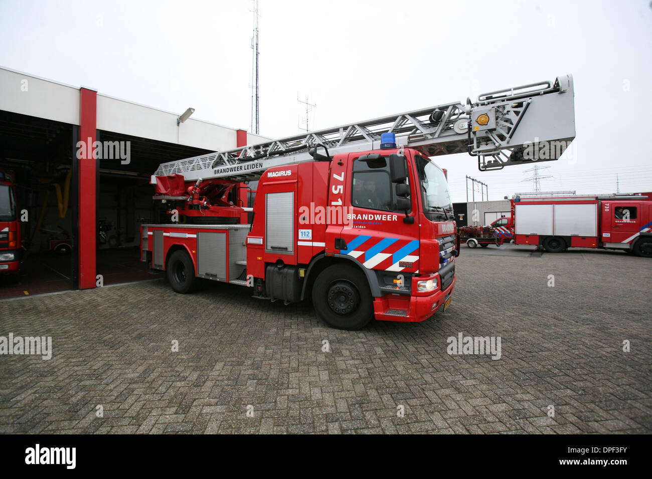 Firemen barrack hi-res stock photography and images - Alamy