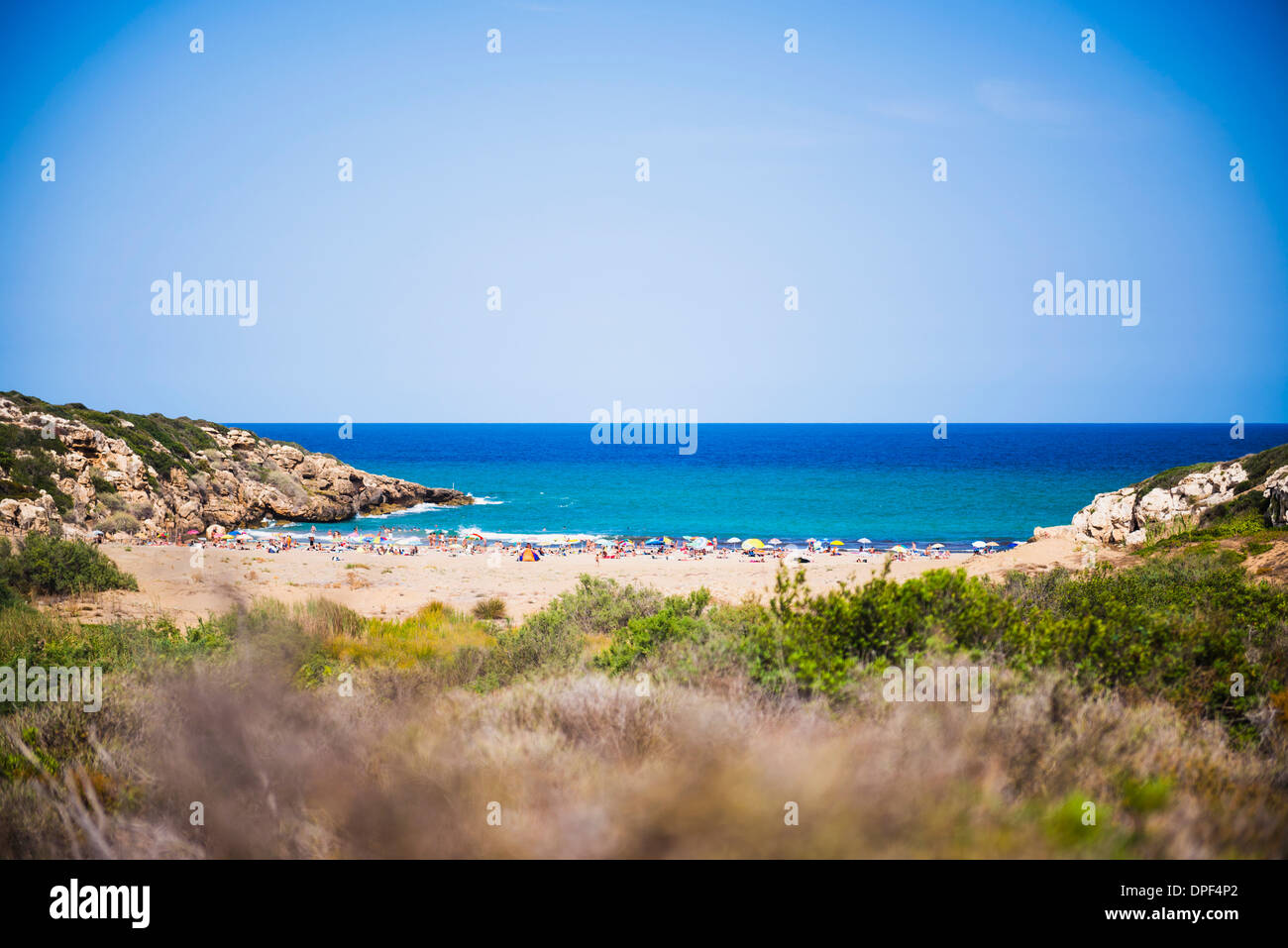 Secluded beach hi-res stock photography and images - Alamy