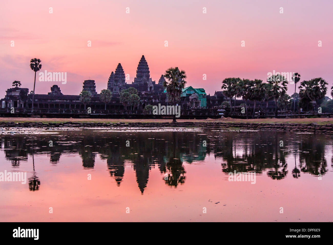 Sunrise over Angkor Wat, Angkor, UNESCO World Heritage Site, Siem Reap ...