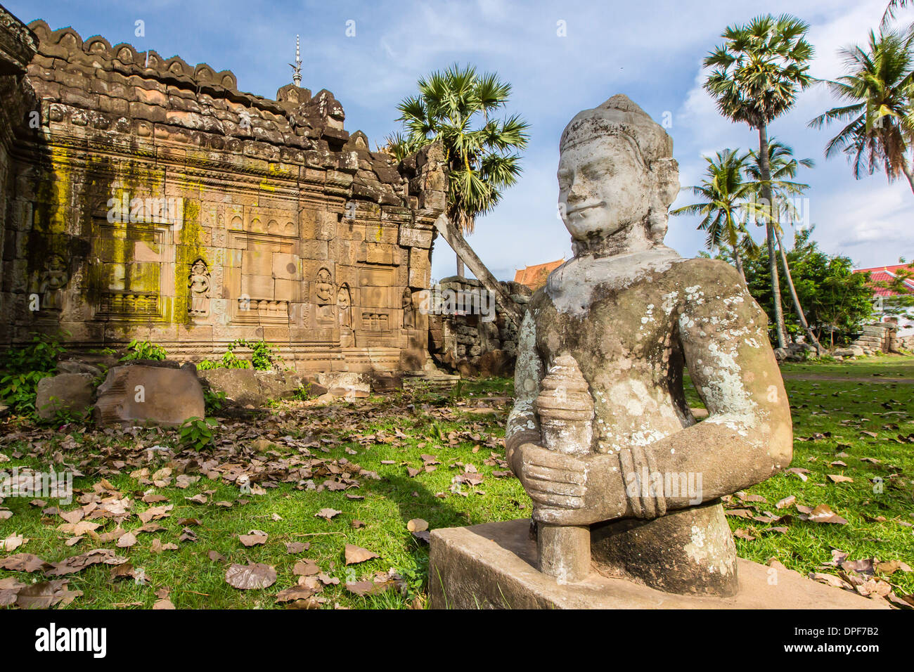 The temple of Wat (Phnom) Nokor, on the Mekong River, Kampong Cham ...