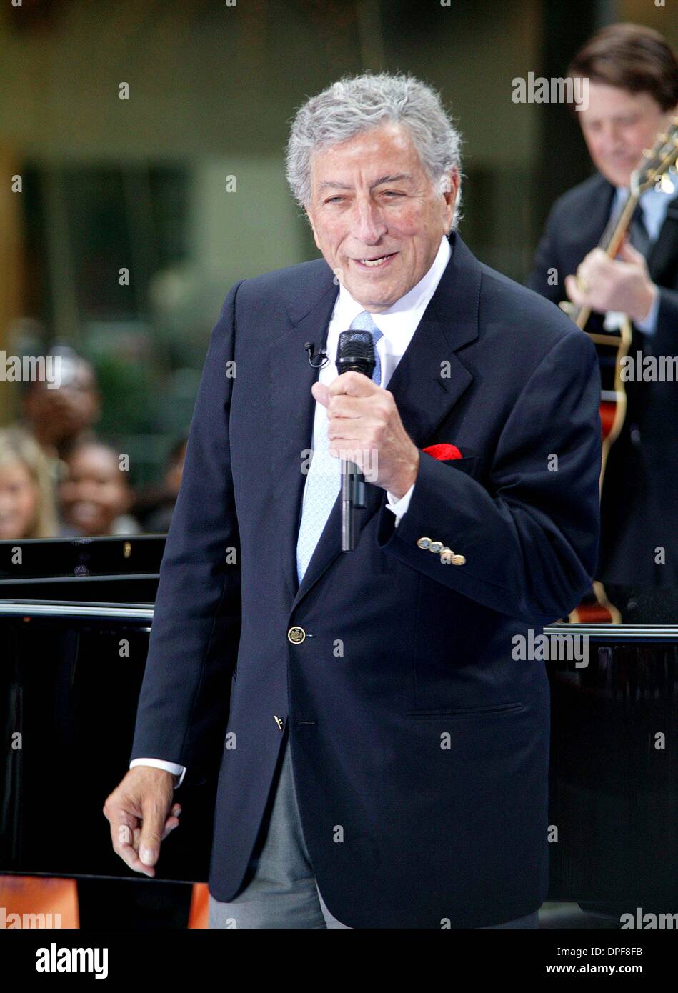 Sept. 22, 2006 - New York, New York, U.S. - K49965BCO.TONY BENNETT AND ...