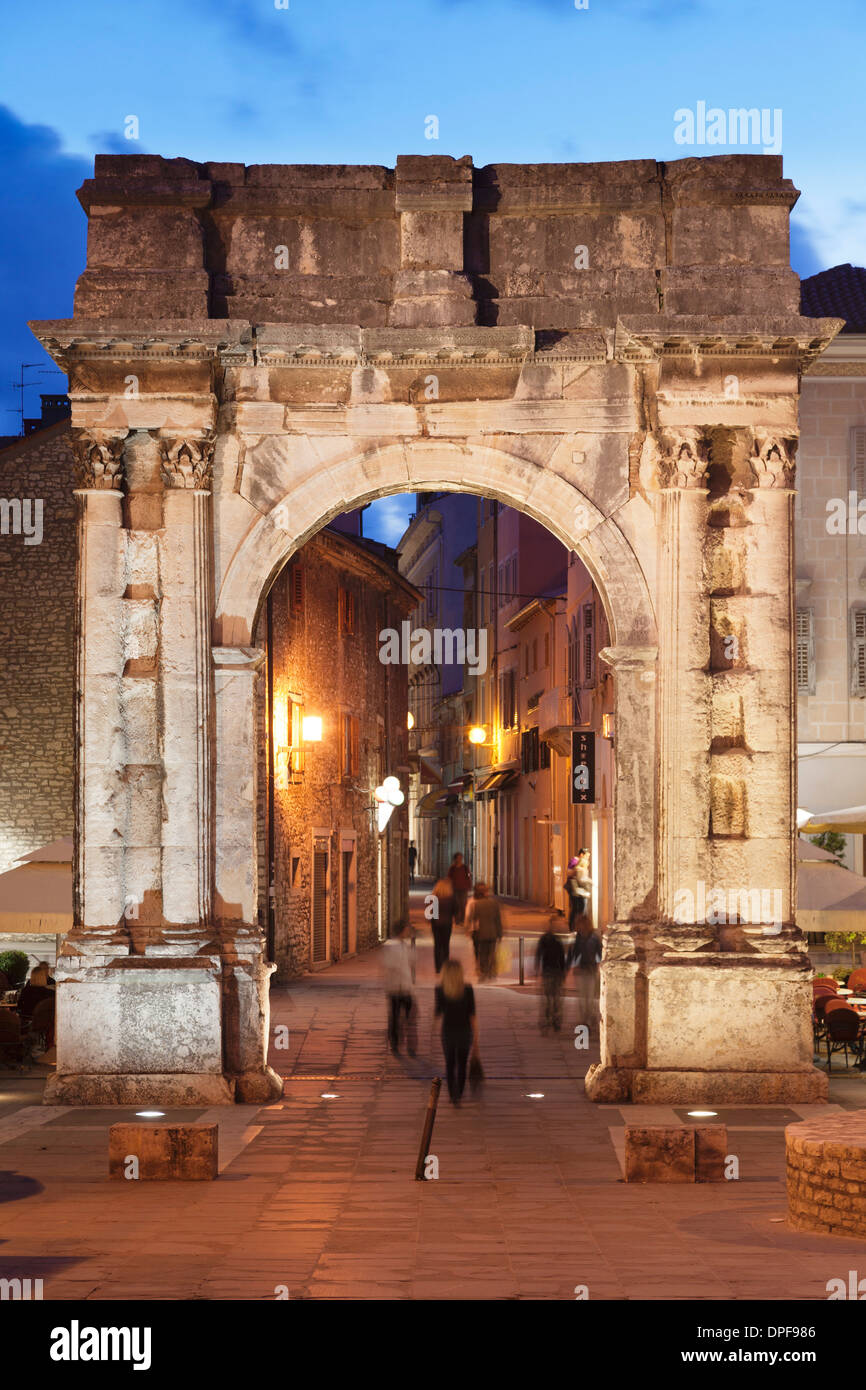 Famous roman triumphal arch hi-res stock photography and images - Alamy