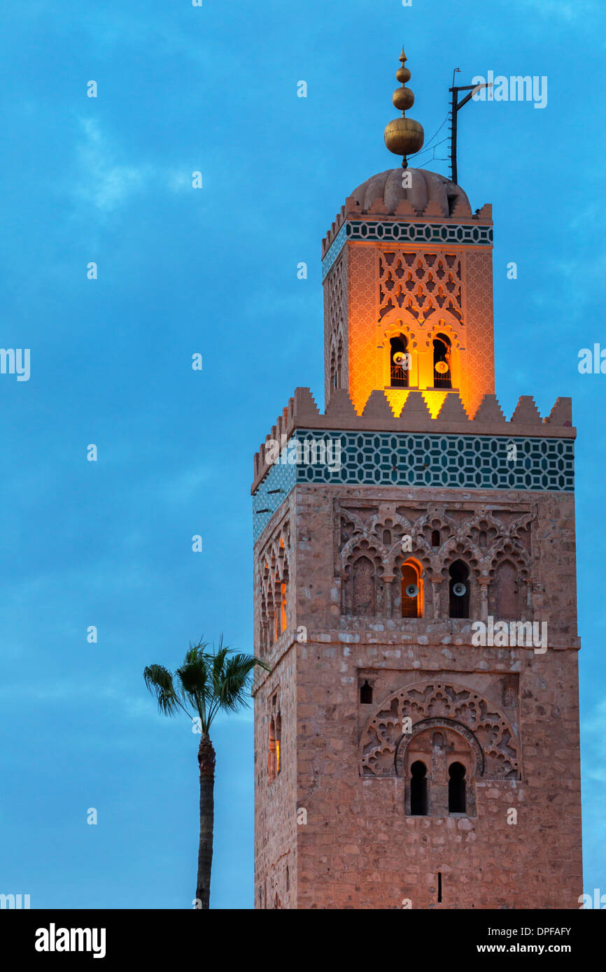 Mosque single minaret tower hi-res stock photography and images - Alamy