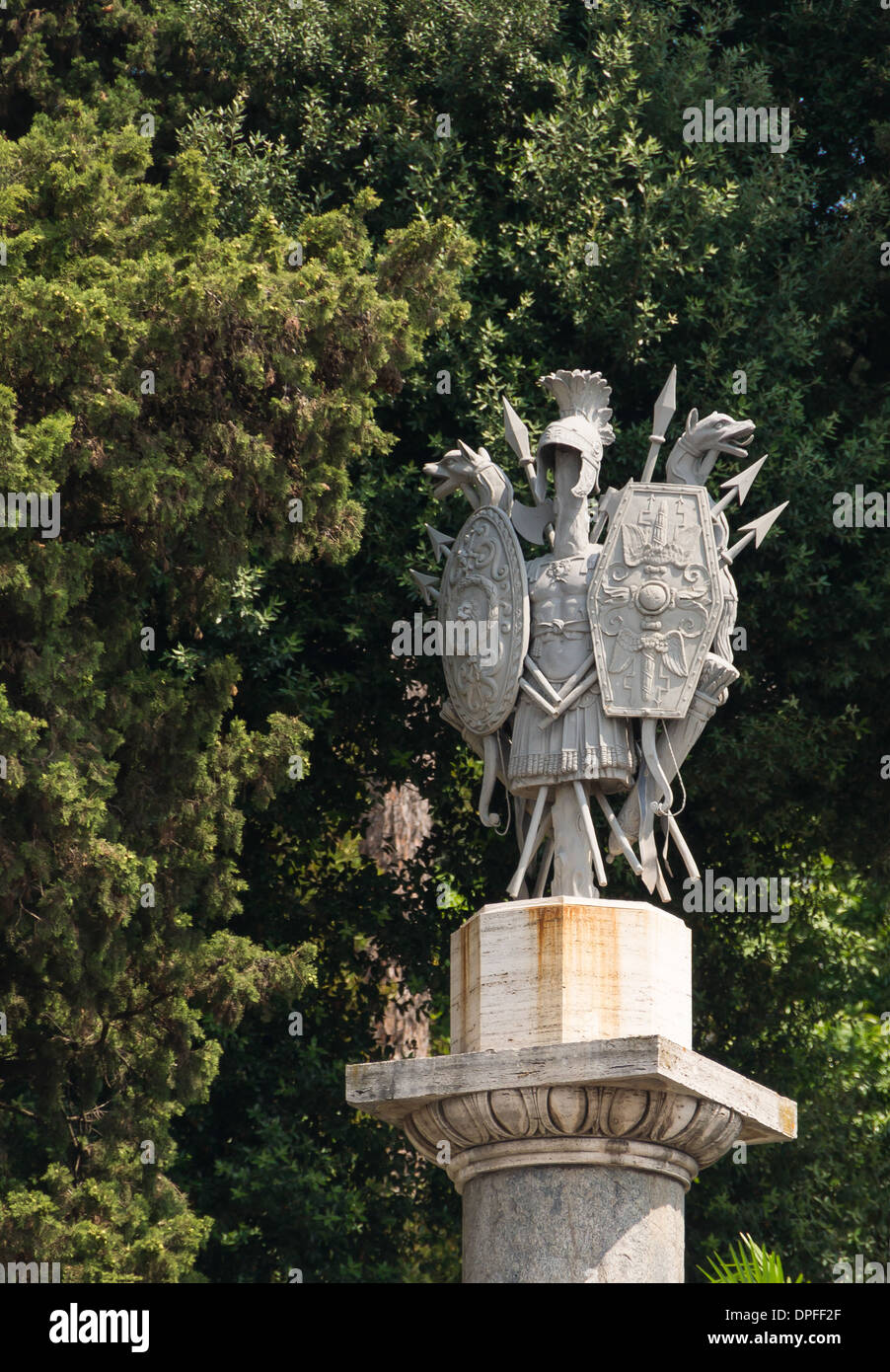 The Roman Trophy (Trophée Romain) is located at Piazza del Popolo in ...