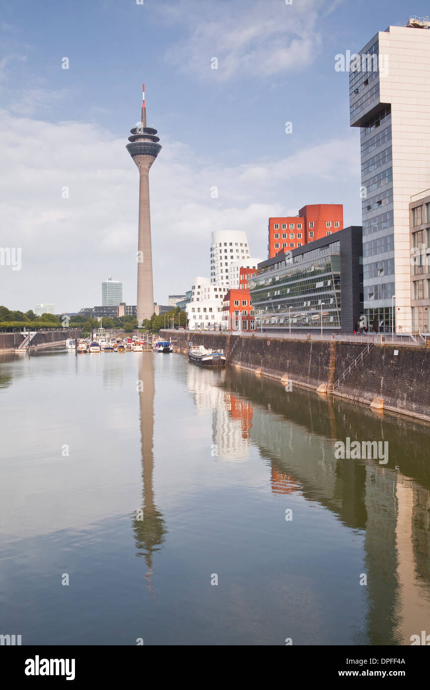 Old docks hi-res stock photography and images - Alamy