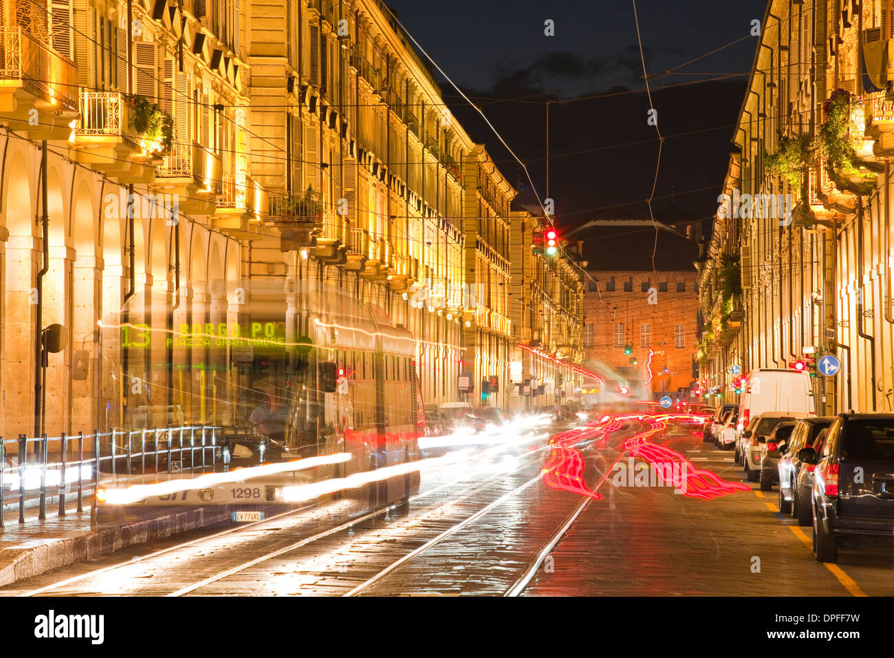 Italian traffic light hi-res stock photography and images - Alamy