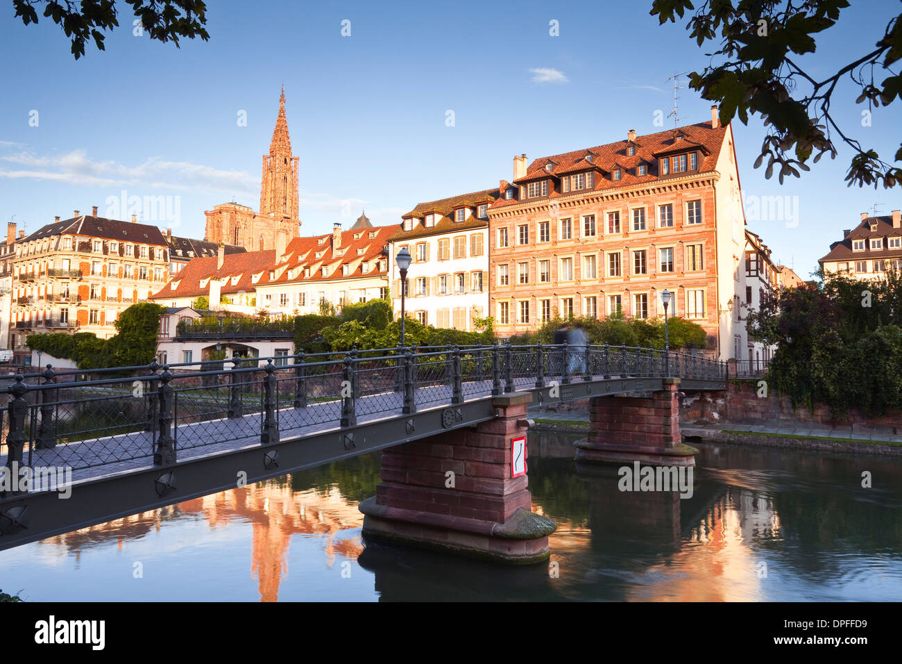 The River Ill and La Petite France, Strasbourg, Bas-Rhin, Alsace ...