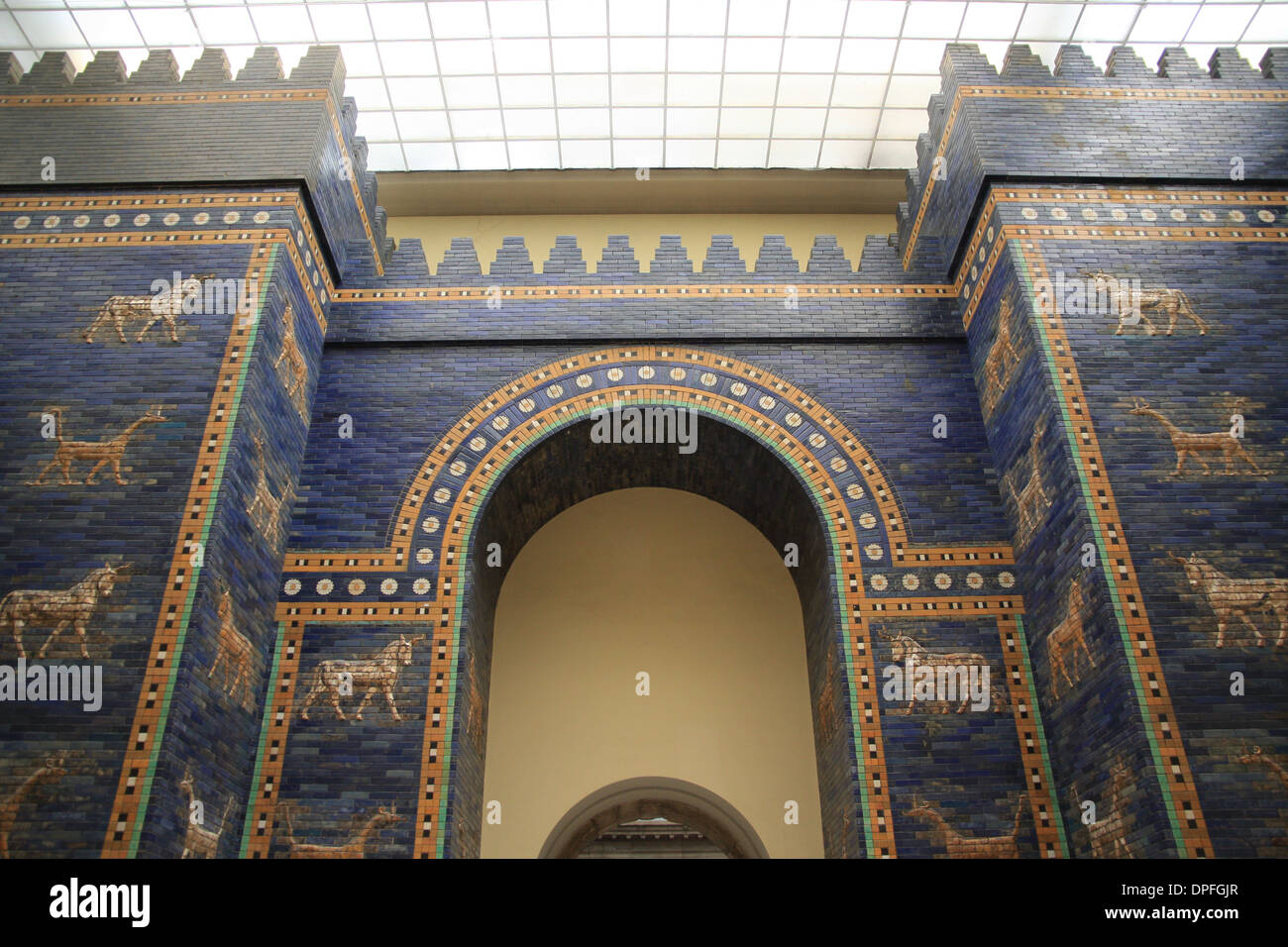 Pergamon museum in berlin ishtar gate hi-res stock photography and ...