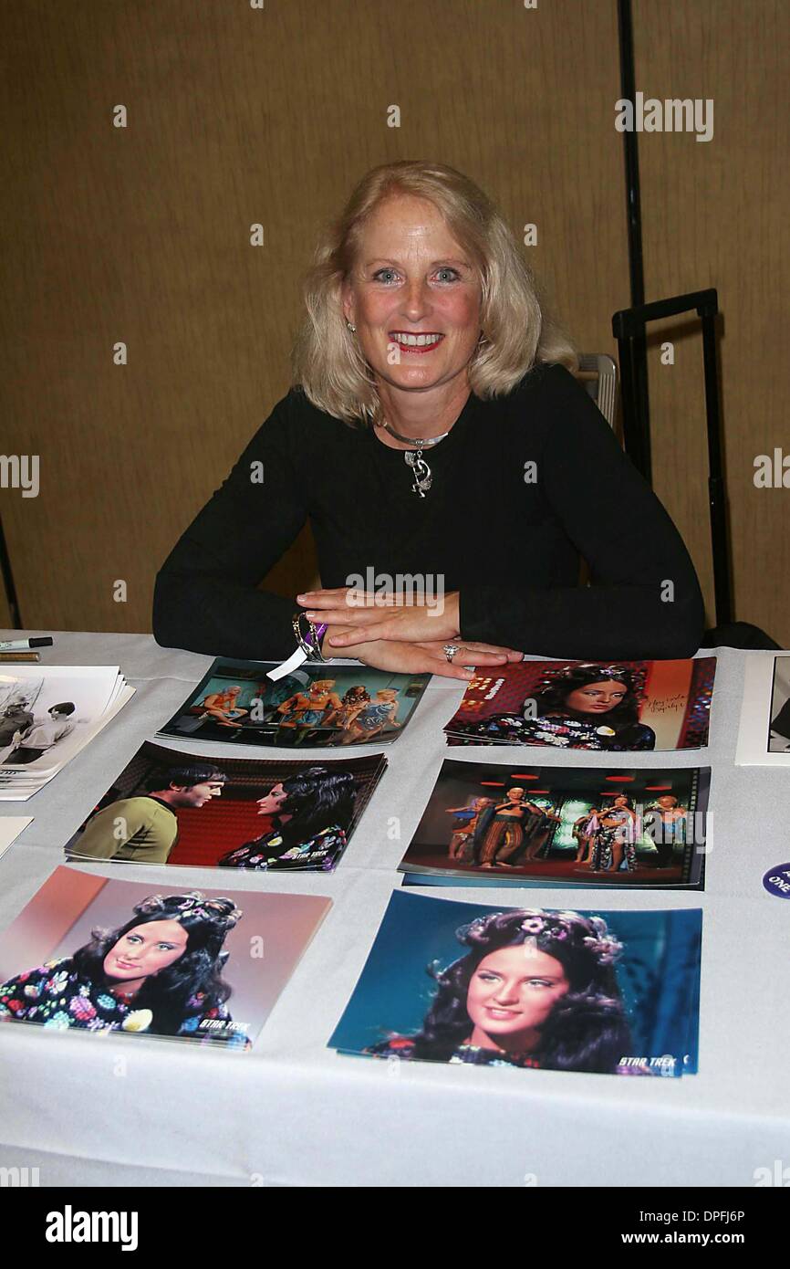 Mary linda hi-res stock photography and images - Alamy