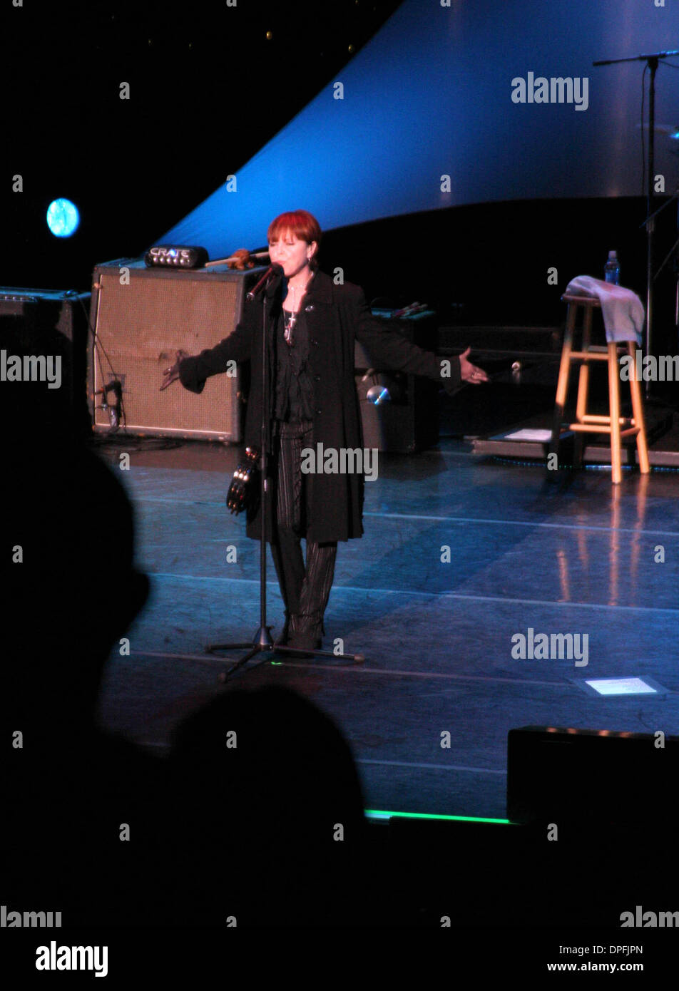 Sept. 27, 2006 - Hollywood, California, U.S. - K50021EG.PAT BENATAR ...