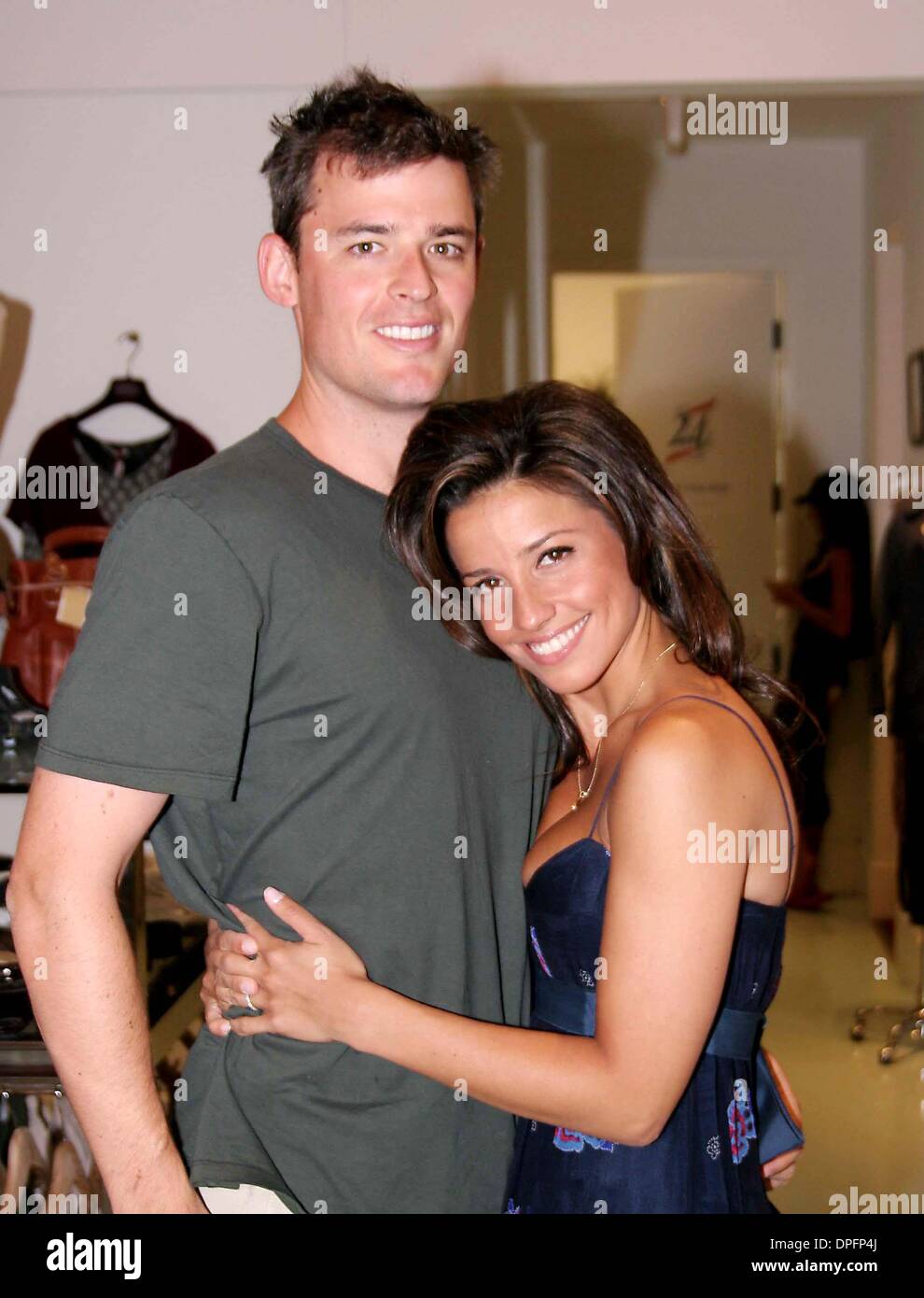 Aug. 31, 2006 - Hollywood, California, U.S. - K49958EG.SHOSHANNA ...