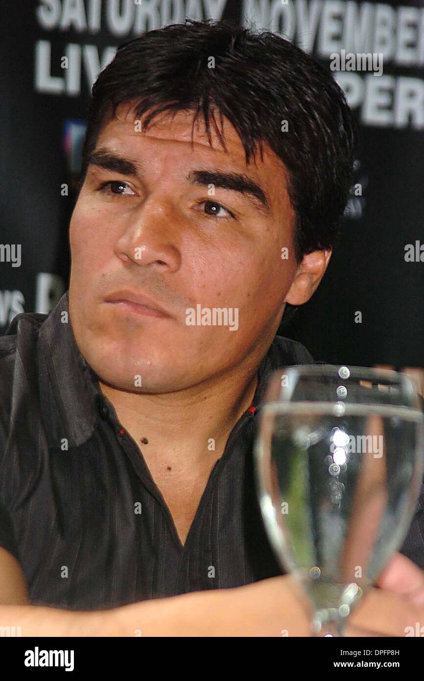 Floyd mayweather jr 2006 hi-res stock photography and images - Alamy