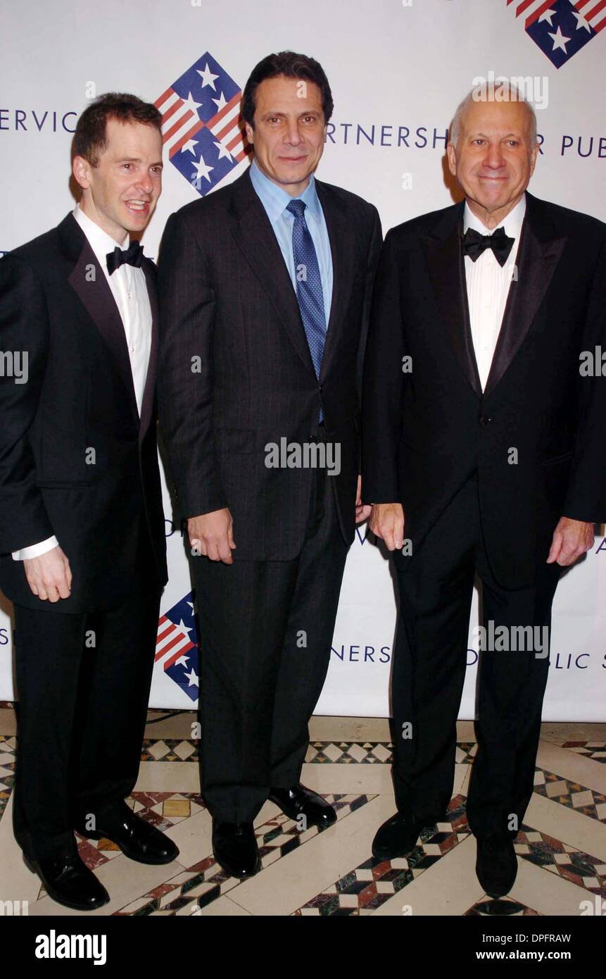 Dec. 11, 2006 - New York, New York, U.S. - SENATOR JOSEPH LIEBERMAN AND ...