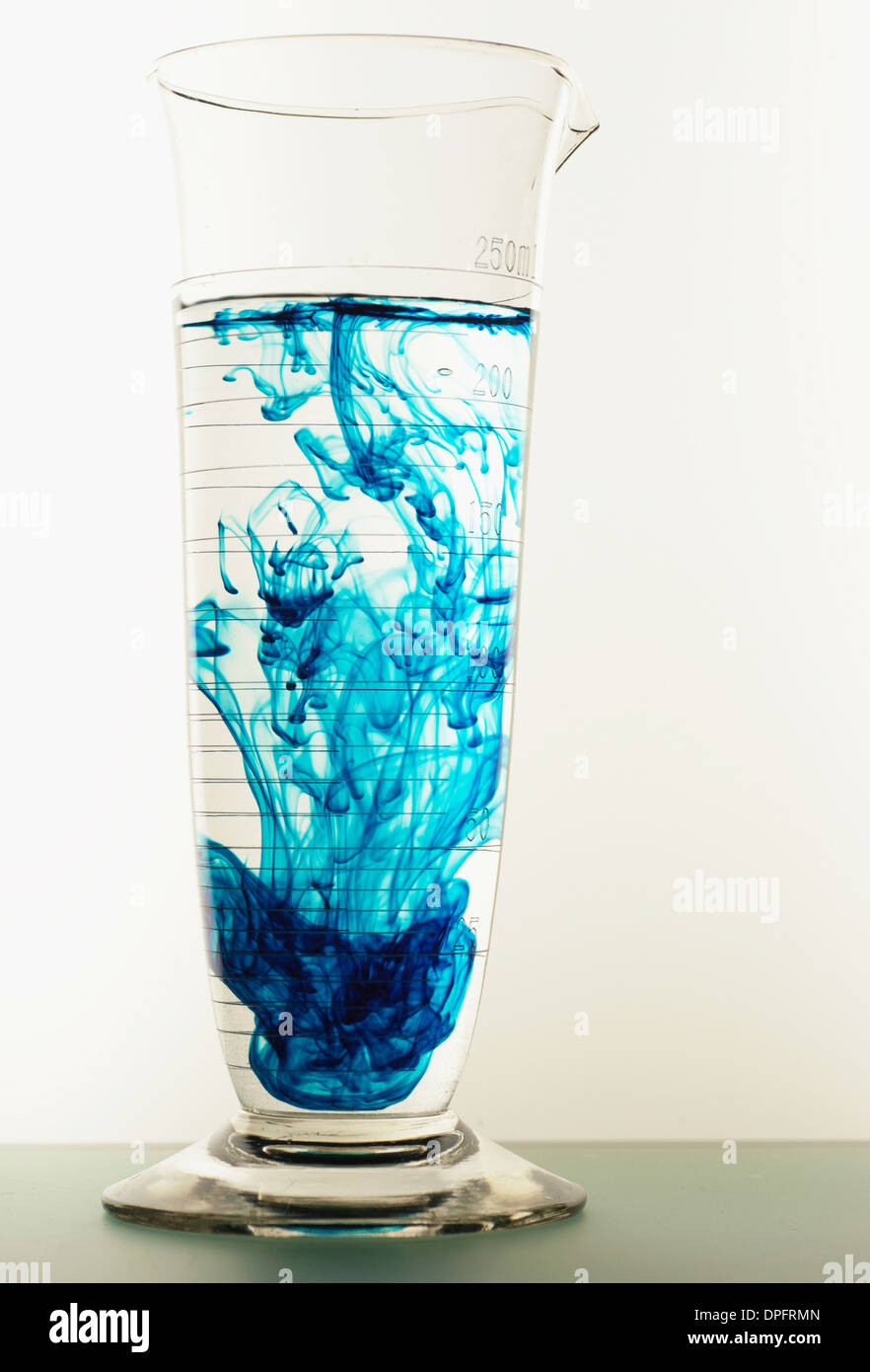 Laboratory glassware with liquid Stock Photo - Alamy