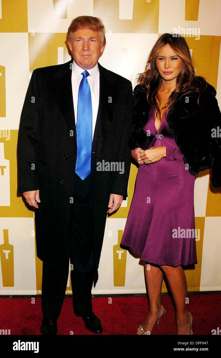 Oct. 26, 2006 - New York, New York, U.S. - CELEBS TOAST TO THE NEW ...