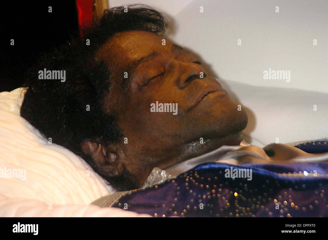 Dec. 28, 2006 - New York, New York, U.S. - JAMES BROWN PUBLIC VIEWING ...