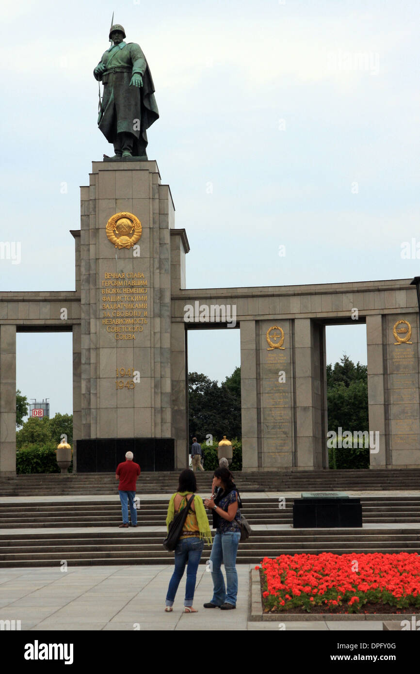 Soviet war memorial of world war 2, (Berlin, Germany, Deutschland ...