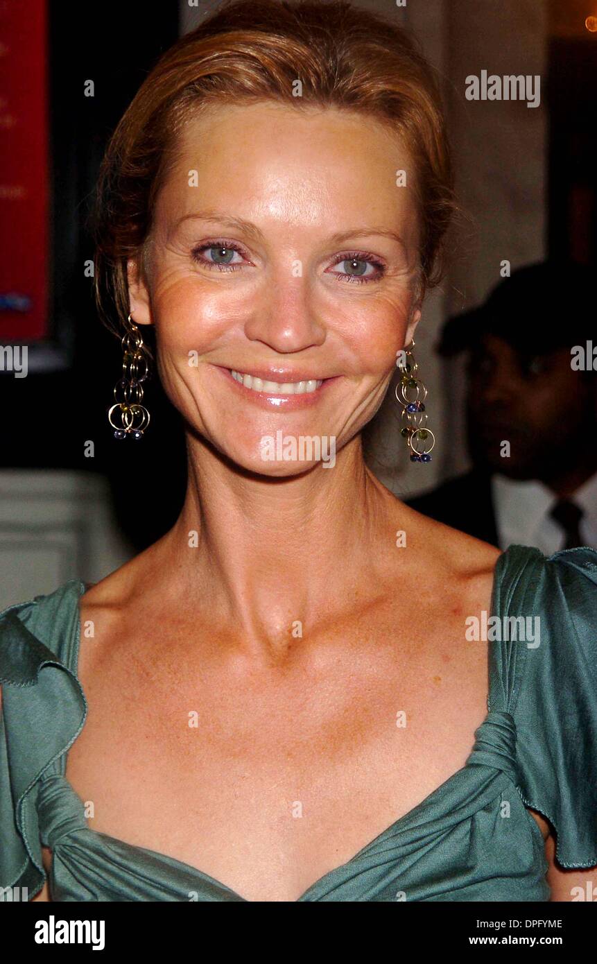 Joan Allen Body
